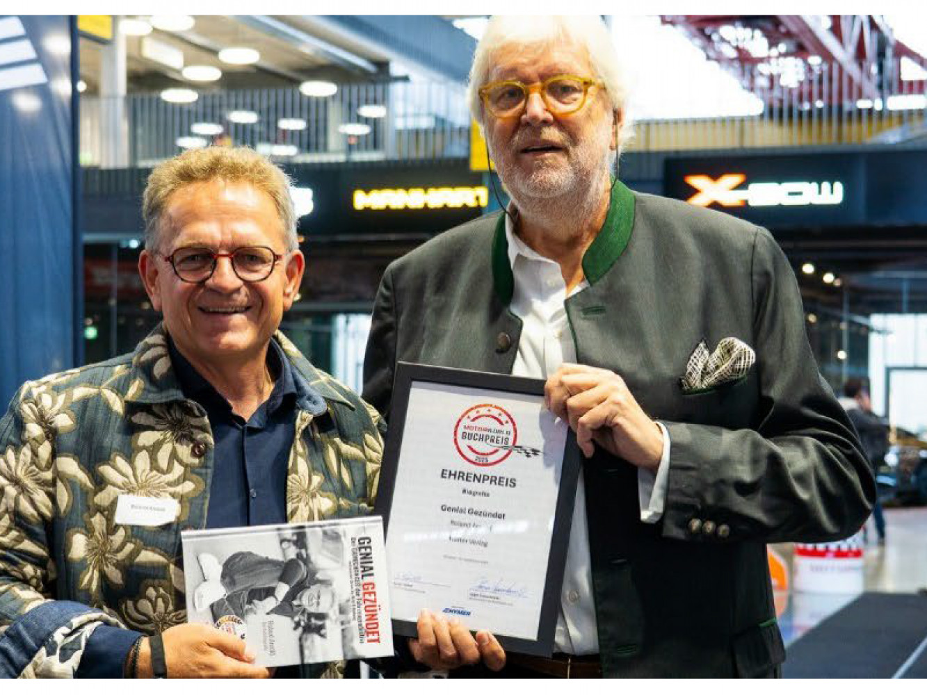 PARAVAN-Gründer Roland Arnold erhält Motorwelt Buchpreis 2025 - Barrierefrei erleben